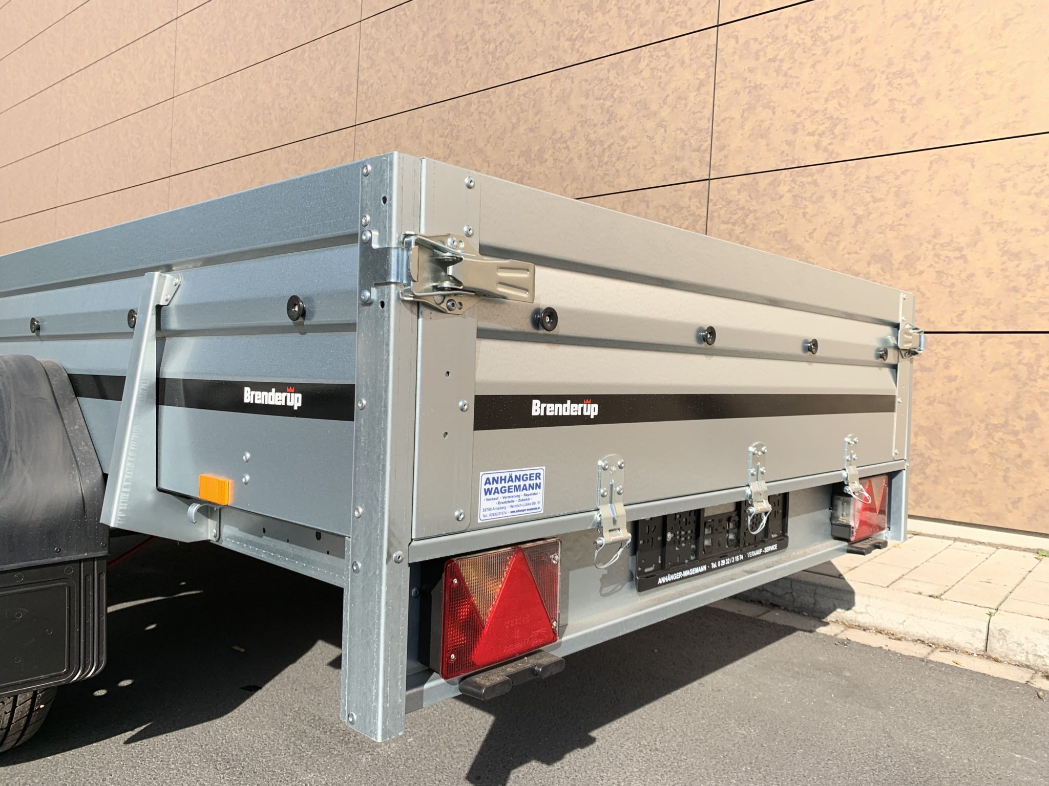 Brenderup 2300 STB Stahl 2000 kg 301x153x40 cm - Anhänger Wagemann